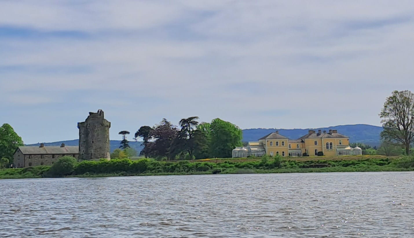 Carrick to Cheekpoint by traditional punt -Mayday Mile 2023 - Tides & Tales